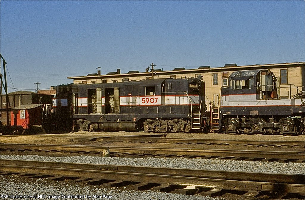 NJDOT GP7 5907 (ex-CNJ)